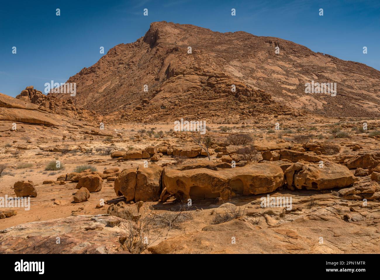 granite rock formations at the Spitzkoppe in Namibia Stock Photo - Alamy