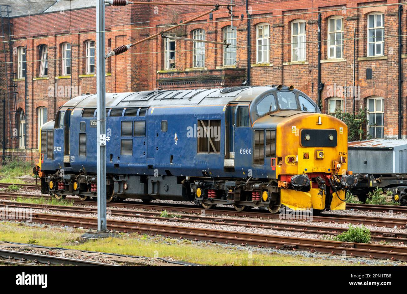 Class 37422 locomotive hi-res stock photography and images - Alamy