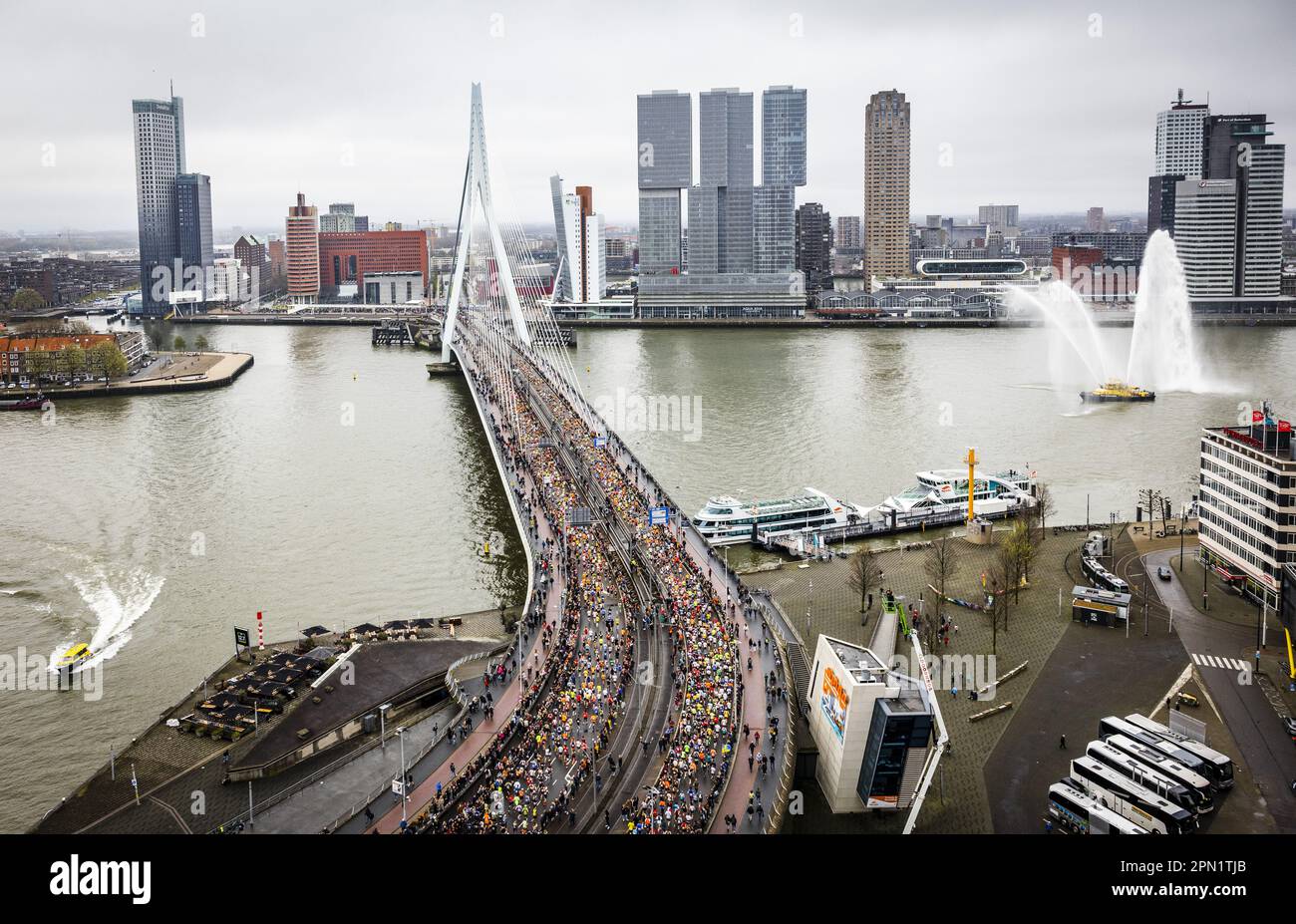 Nationale nederlanden office building hi-res stock photography and ...