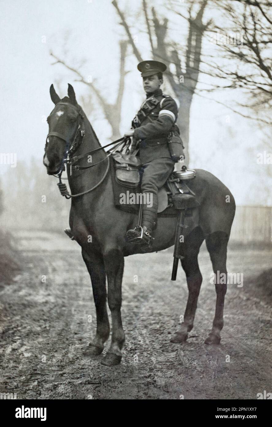 A mouted Royal Engineers signaller during the First World War Stock ...