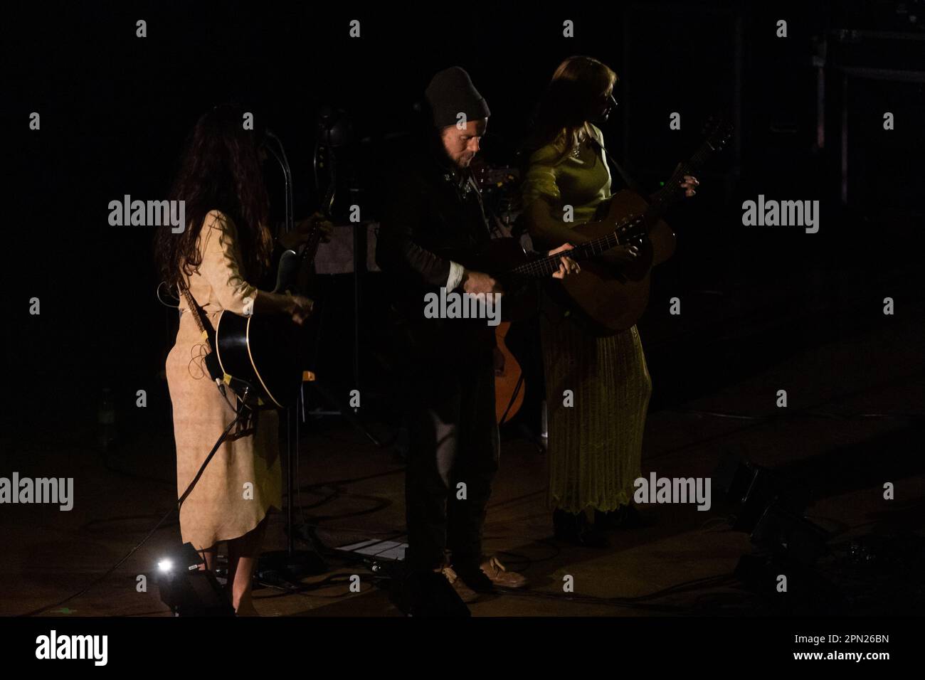 Damien rice concerto hi-res stock photography and images - Alamy