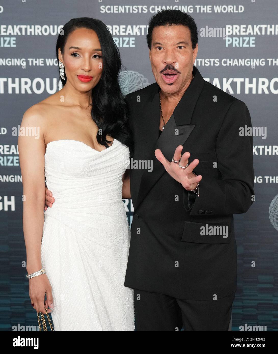 Los Angeles, USA. 15th Apr, 2023. (L-R) Lisa Parigi and Lionel Richie ...