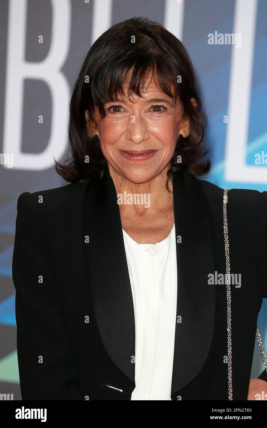 London, UK. 17th Oct, 2021. Kathryn Hunter attends the European ...