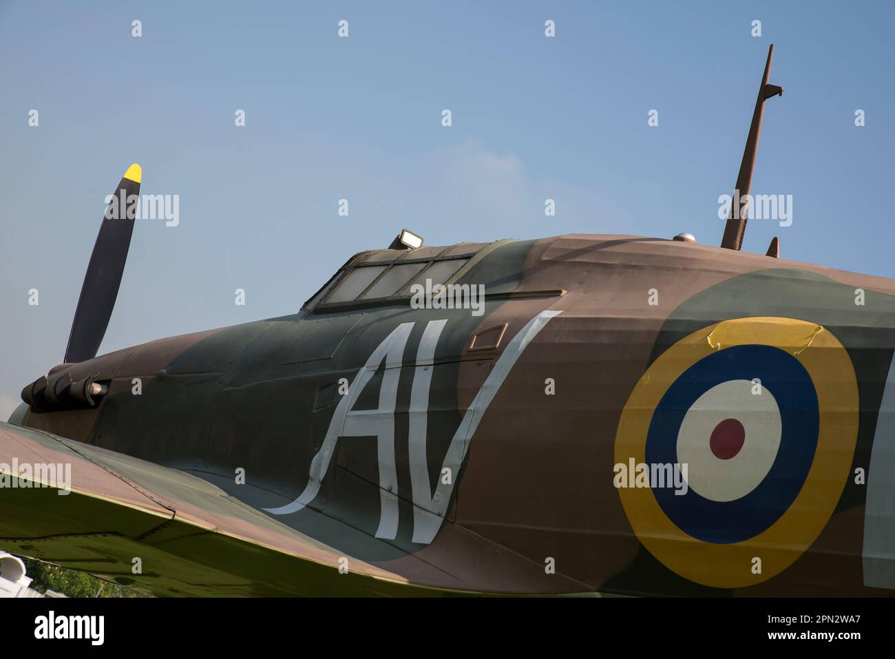 Gate guard aircraft hi-res stock photography and images - Alamy