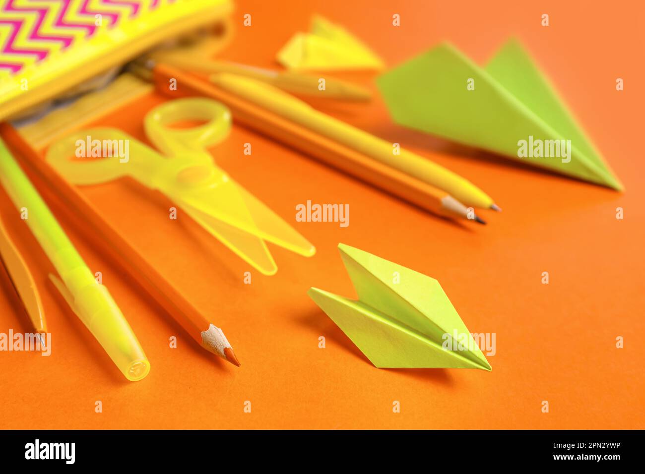 Plane subject hi-res stock photography and images - Alamy