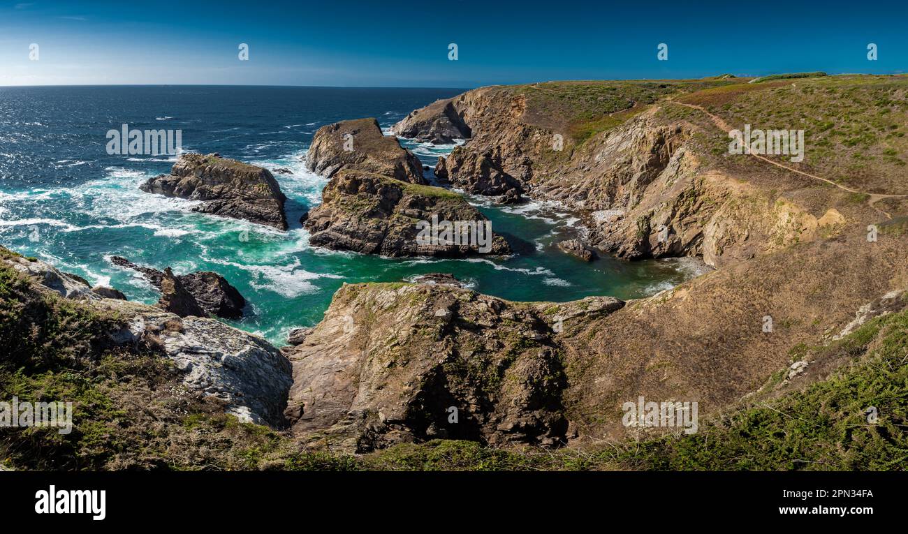 Spectacular Cliffs At Peninsula Pointe Du Van On Cap Sizun At The ...