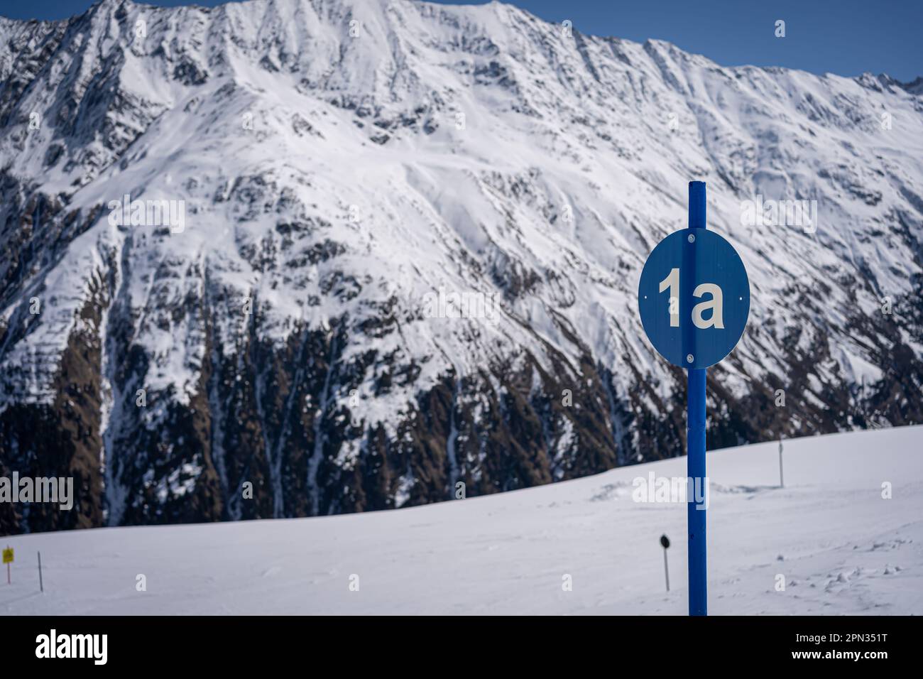 Alpine backcountry sign hi-res stock photography and images - Alamy