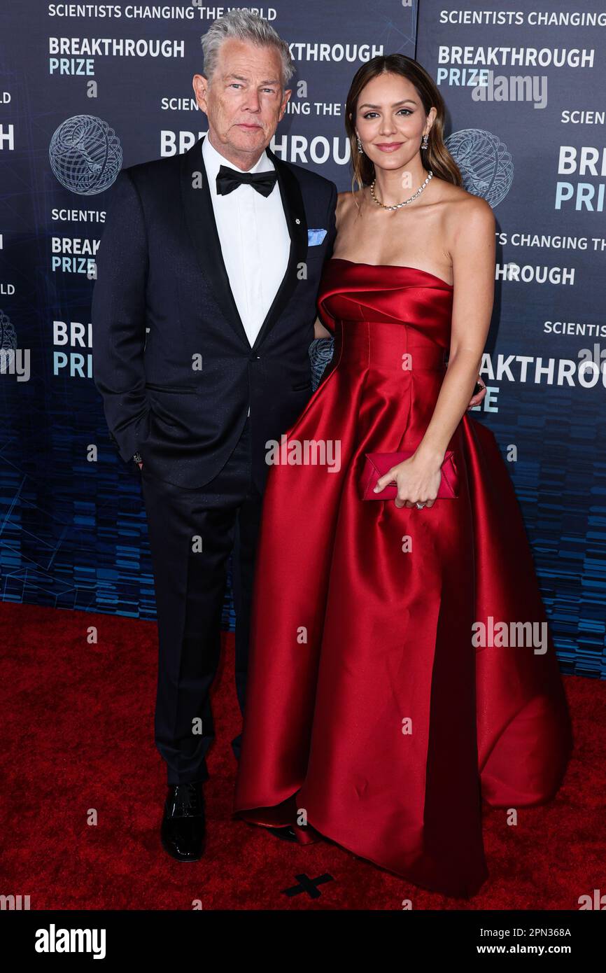 LOS ANGELES, CALIFORNIA, USA - APRIL 15: David Foster and wife ...
