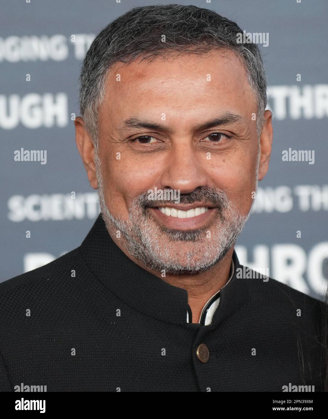 9th breakthrough prize ceremony arrivals hi-res stock photography and ...