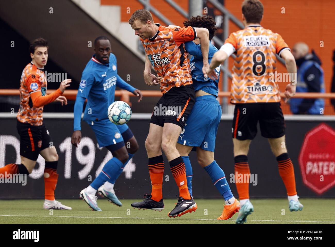 VOLENDAM - (lr) Henk Veerman of FC Volendam, Andre Ramalho of PSV ...