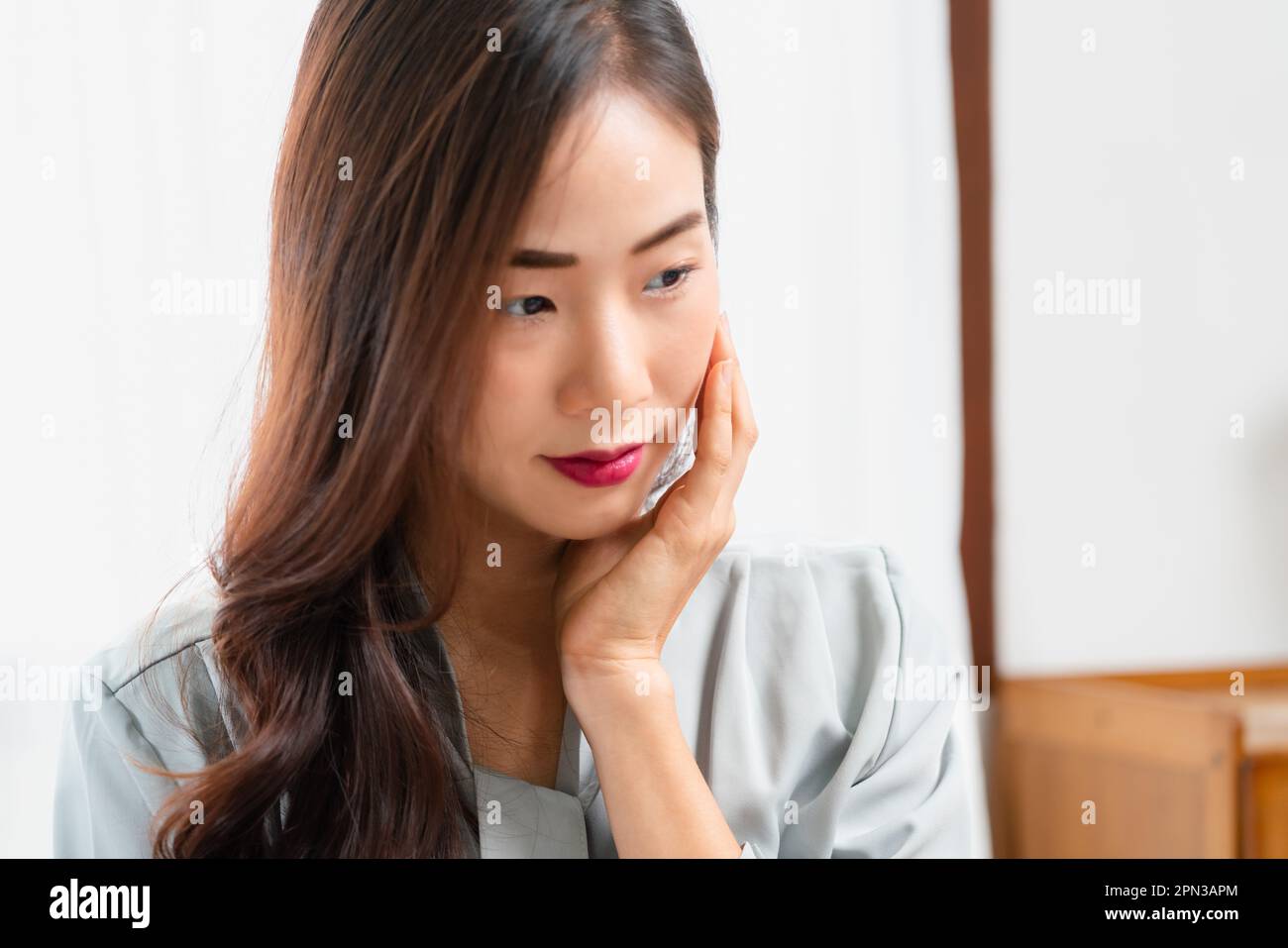 Beauty blogger touching face to showing healthy skin while reviewing ...