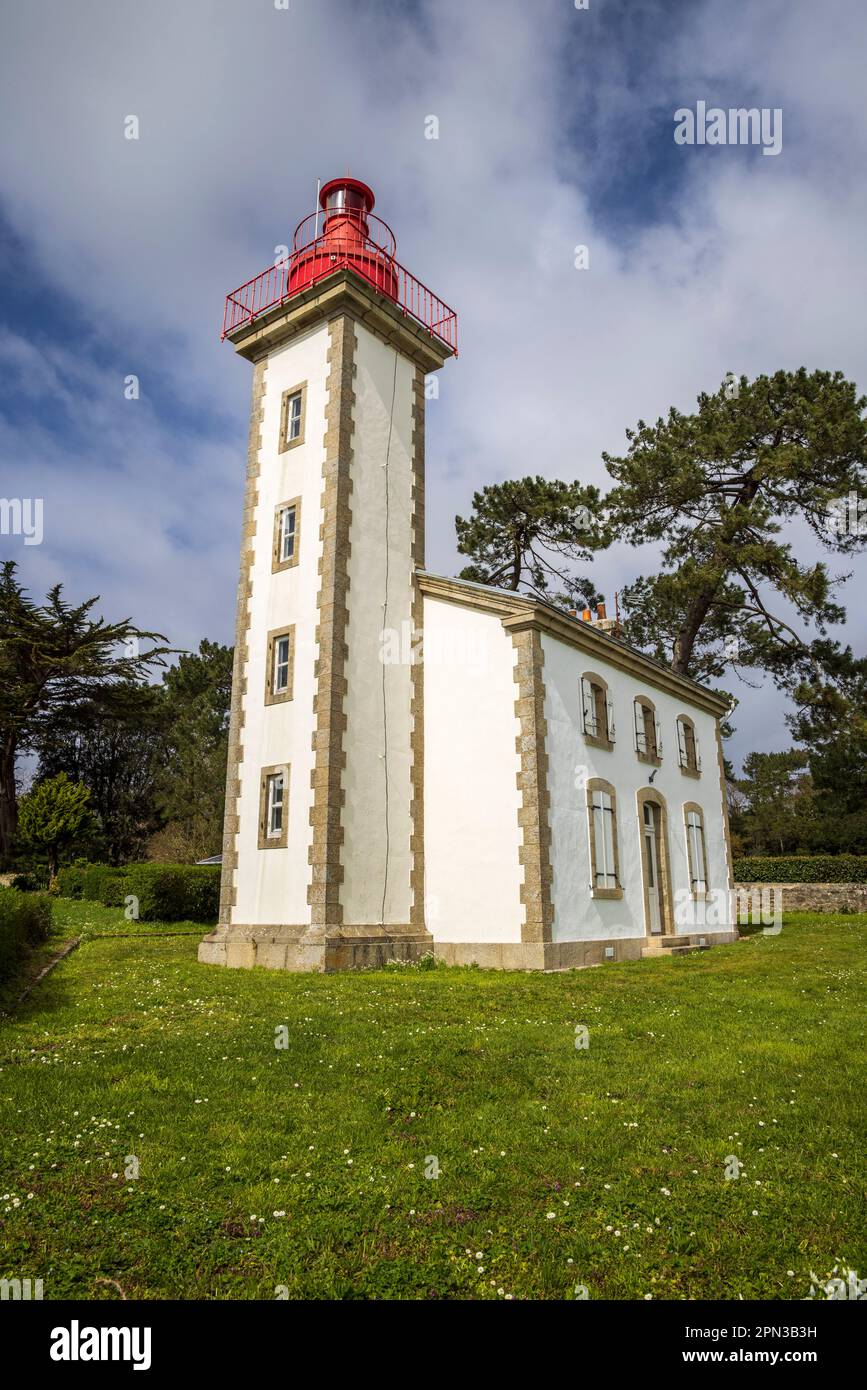Pointe de Combrit lighthouse at Sainte Marine near Benodet, Brittany ...