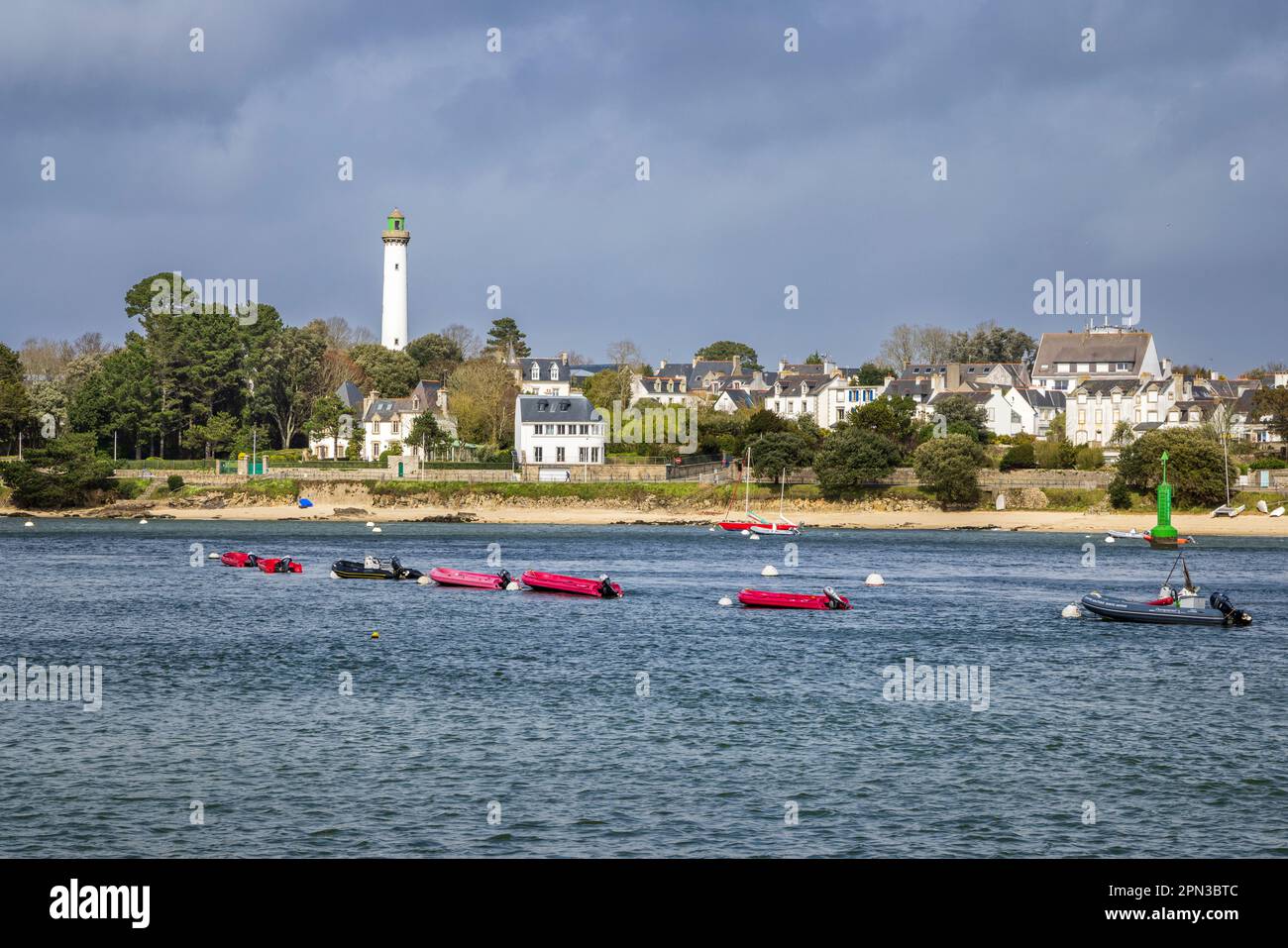 The Pyramide lighthouse at Benodet across the Odet river, Brittany ...