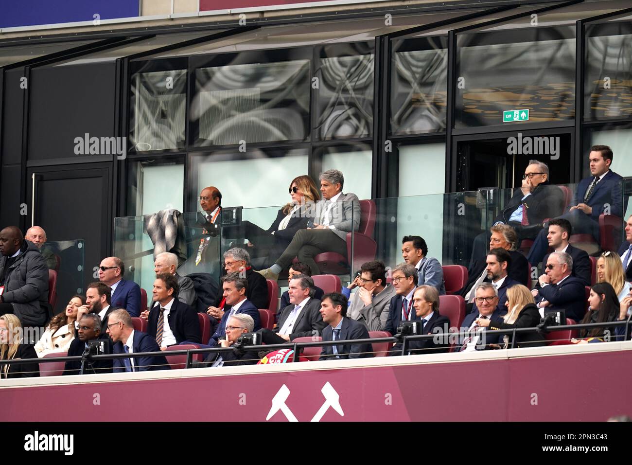 West Ham United vice-chair Karren Brady and Paul Peschisolido in the ...