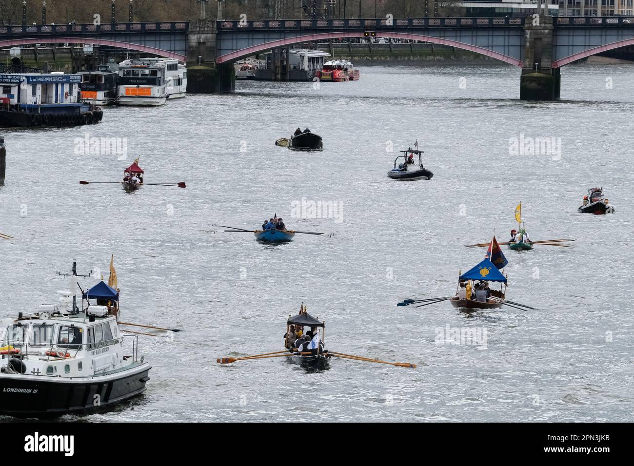 The tudor pull 2023 hi-res stock photography and images - Alamy