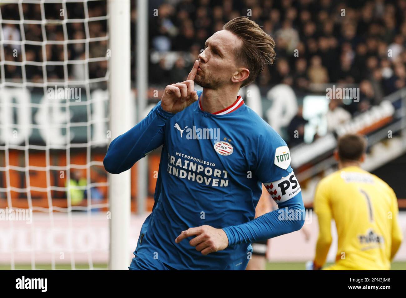 VOLENDAM - Luuk de Jong of PSV Eindhoven celebrates the 0-1 during the ...