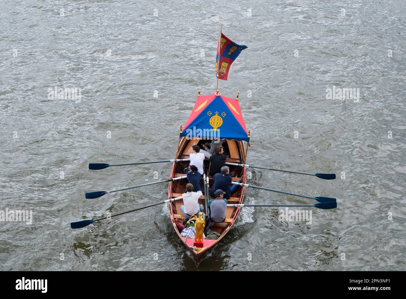 Westminster Bridge, London, UK. 16th April 2023. The Tudor Pull ...
