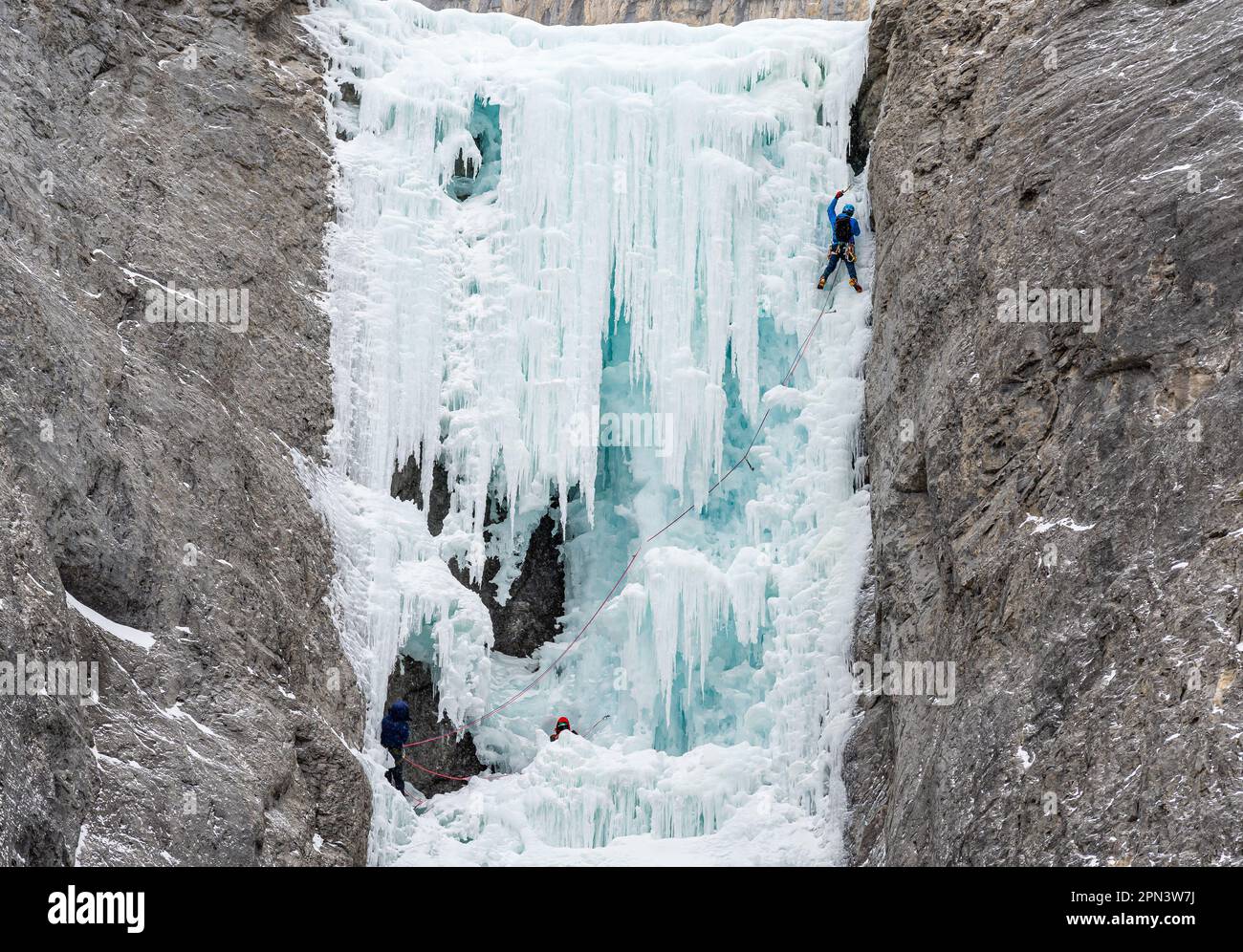 Rowan Lovell climbing a route called Wicked Wanda WI4+ in Canada Stock ...