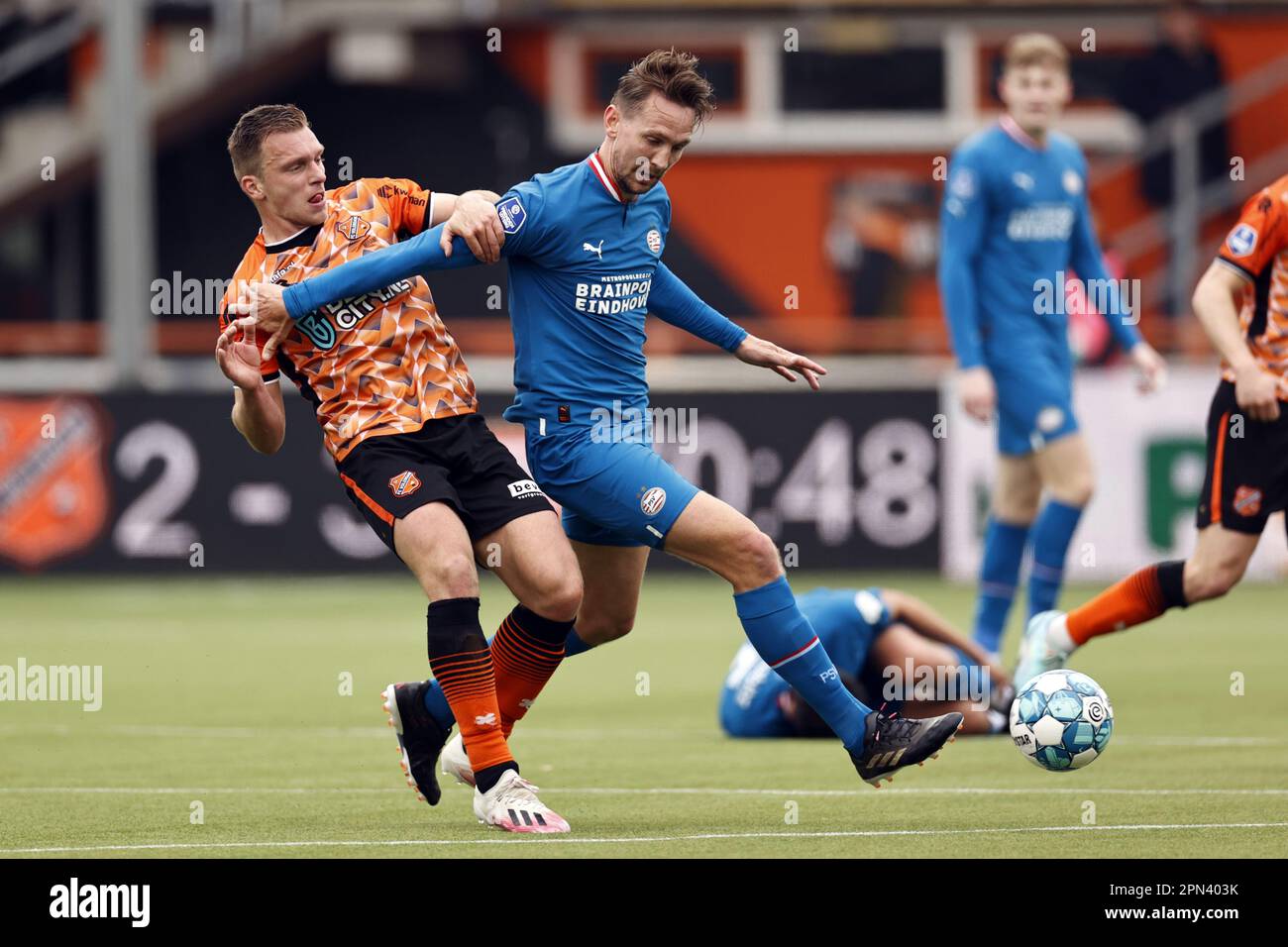 VOLENDAM - (lr) Damon Mirani of FC Volendam, Luuk de Jong of PSV ...