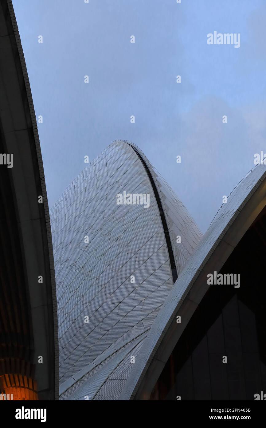 574 View at twilight from the south of the Sydney Opera House shell ...