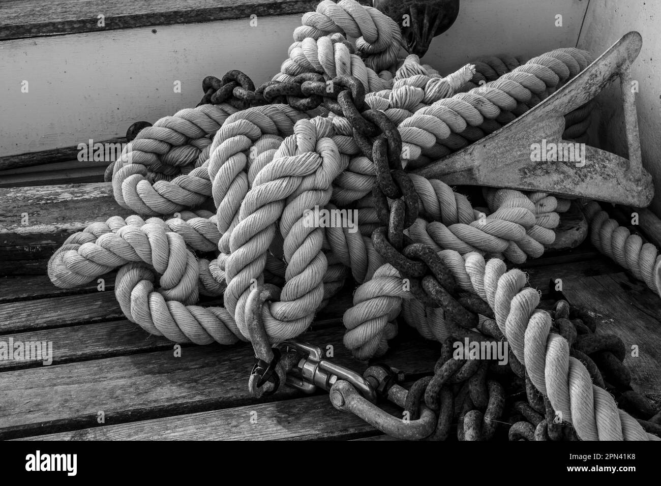 Knotted up rope and chain. Concept for trust, faith, strength. security ...