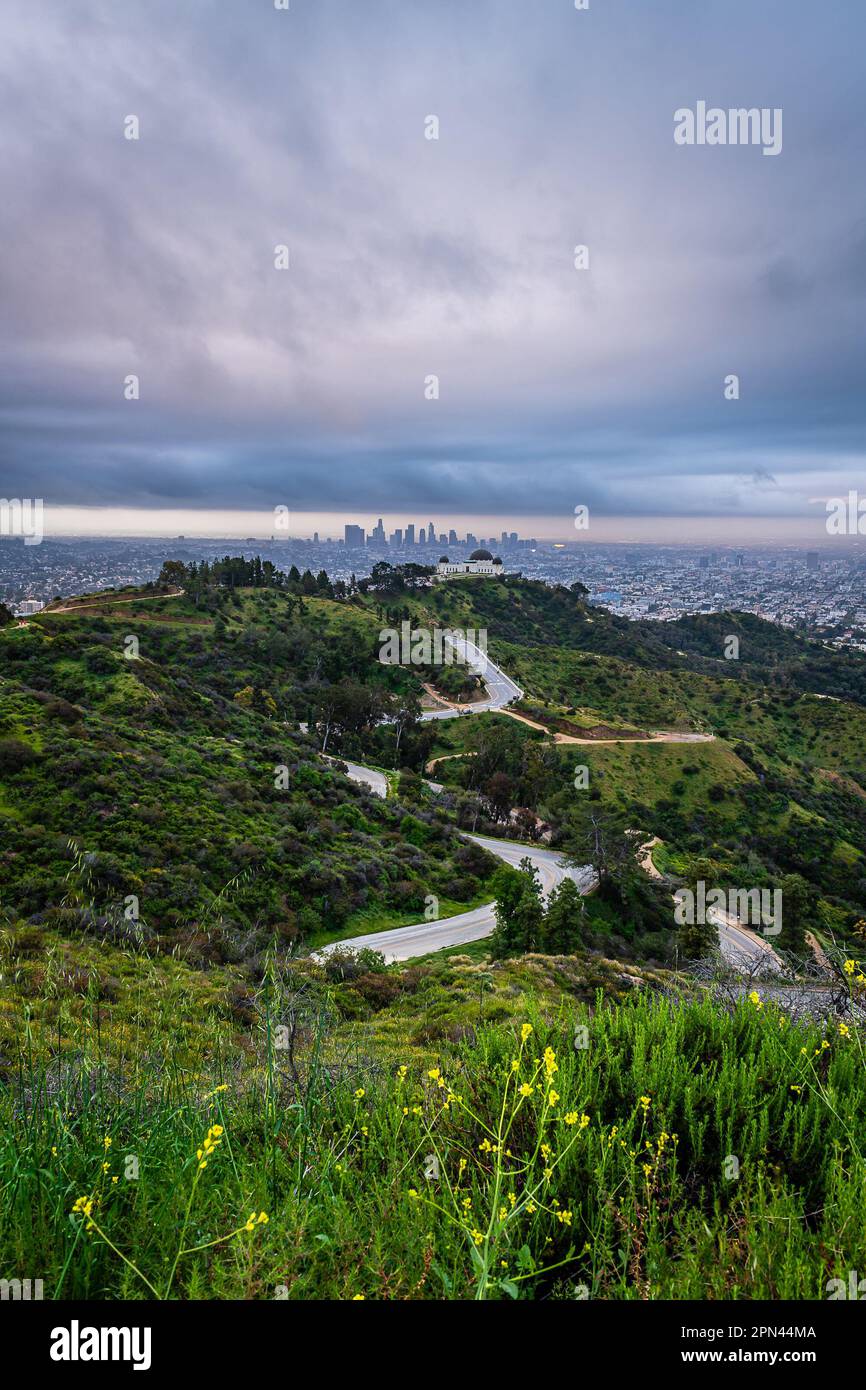 Griffith point observatory hi-res stock photography and images - Alamy