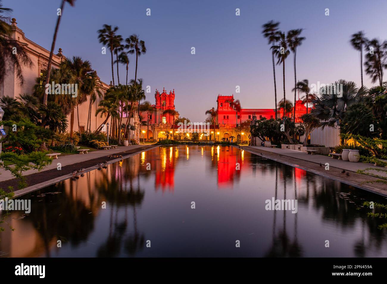 Night view west plaza hi-res stock photography and images - Alamy