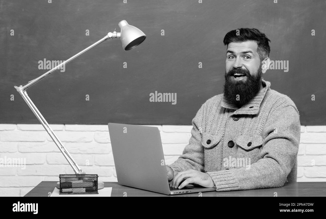 Back to school. Young female student ready to write exam testing ...