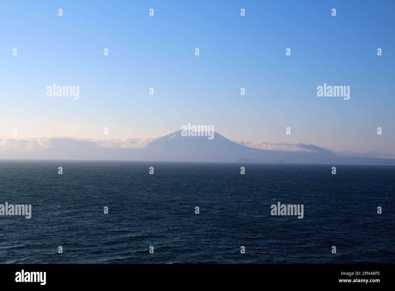 Alaska, view of Mount Edgecumbe volcano in the Gulf of Alaska Stock ...
