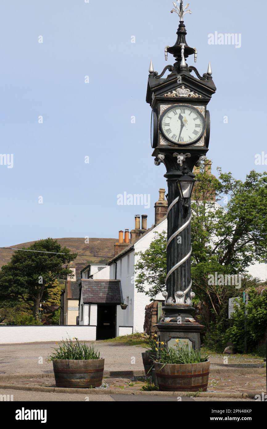 Street clock in the small Scottish town of Ullapool Stock Photo - Alamy