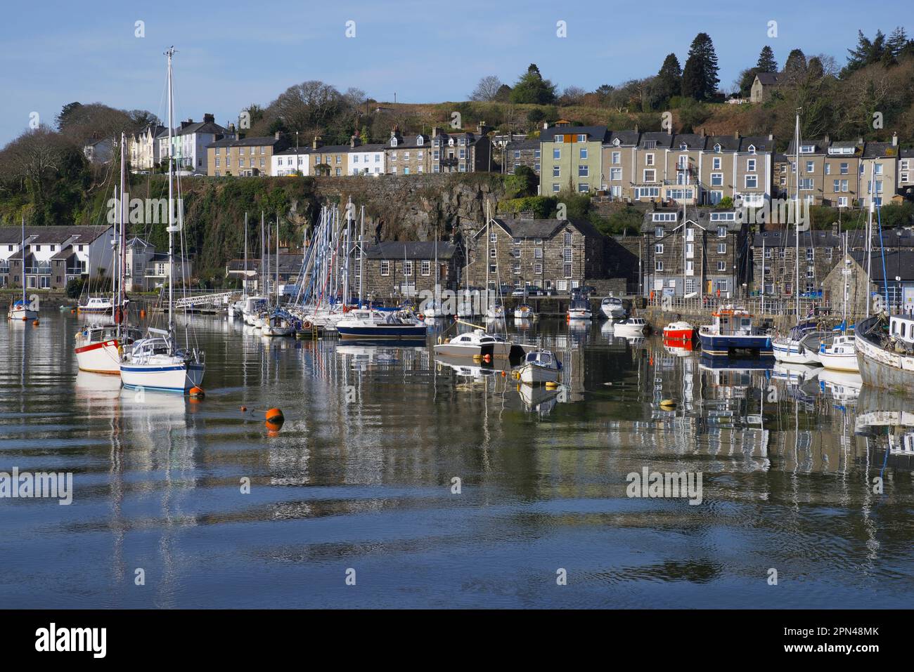 The harbour porthmadog hi-res stock photography and images - Alamy