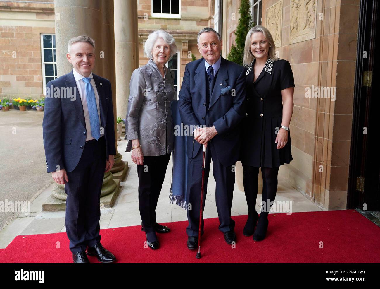 John de Chastelain and wife Mary Ann is welcomed by Laura McCorry of ...