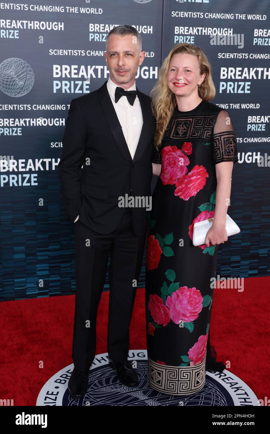 Los Angeles, USA. 15th Apr, 2023. Jeremy Strong, Emma Wall attend the ...