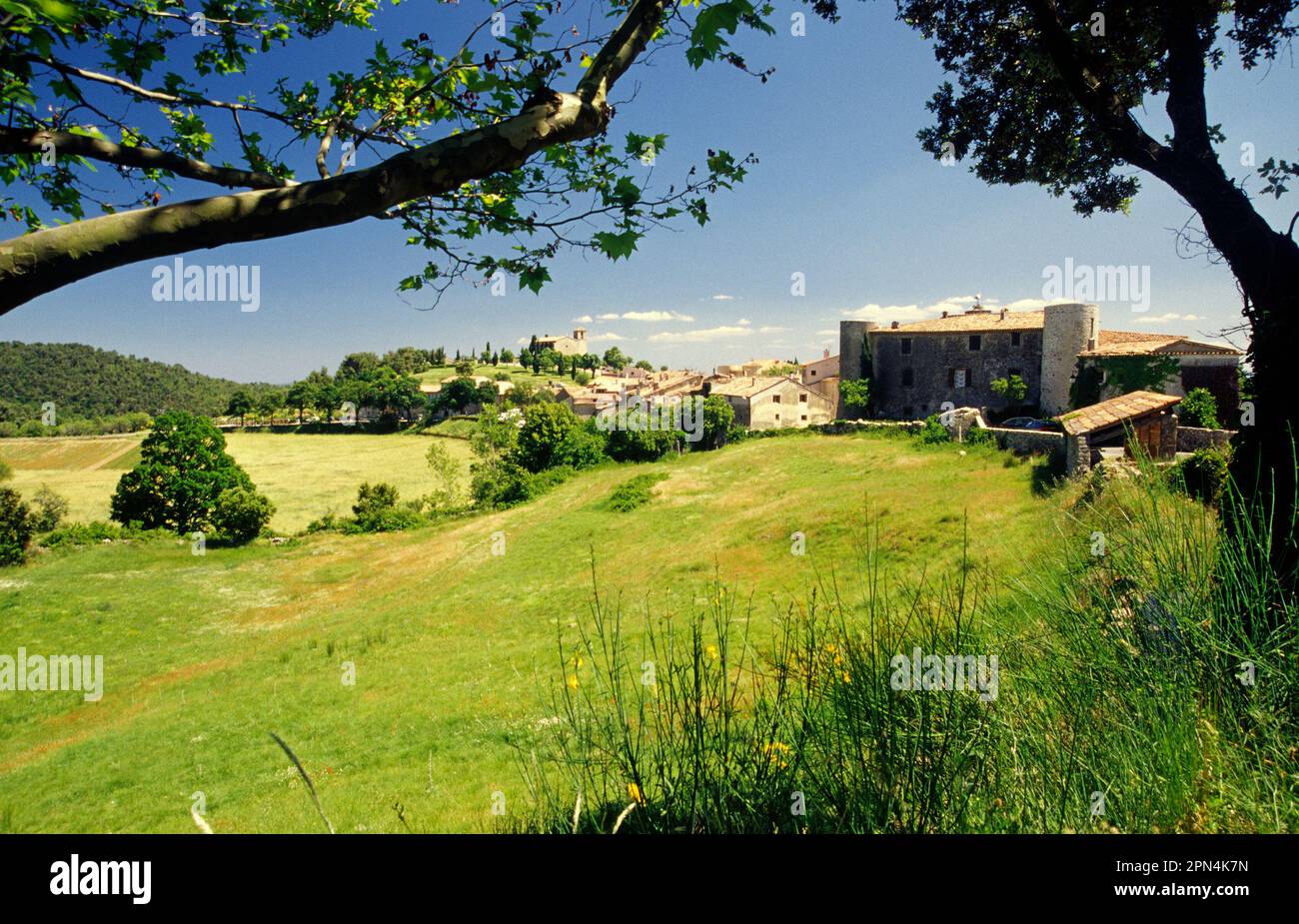 Tourtour called the village in the sky Provence Stock Photo - Alamy