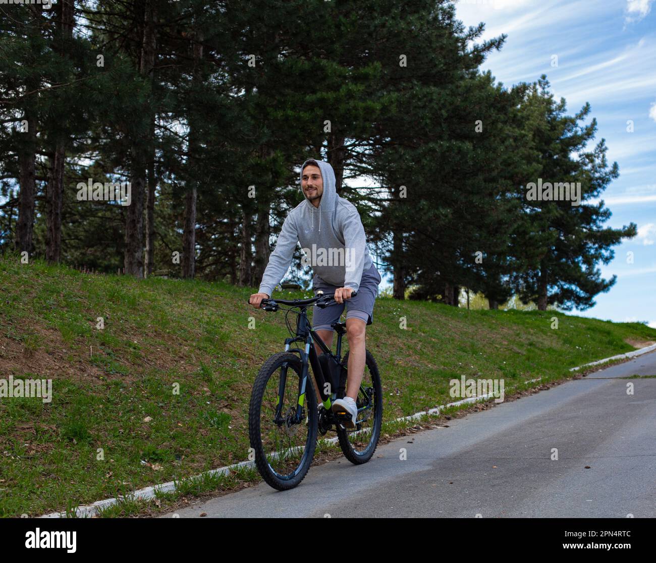 Riding the wheel hi-res stock photography and images - Alamy