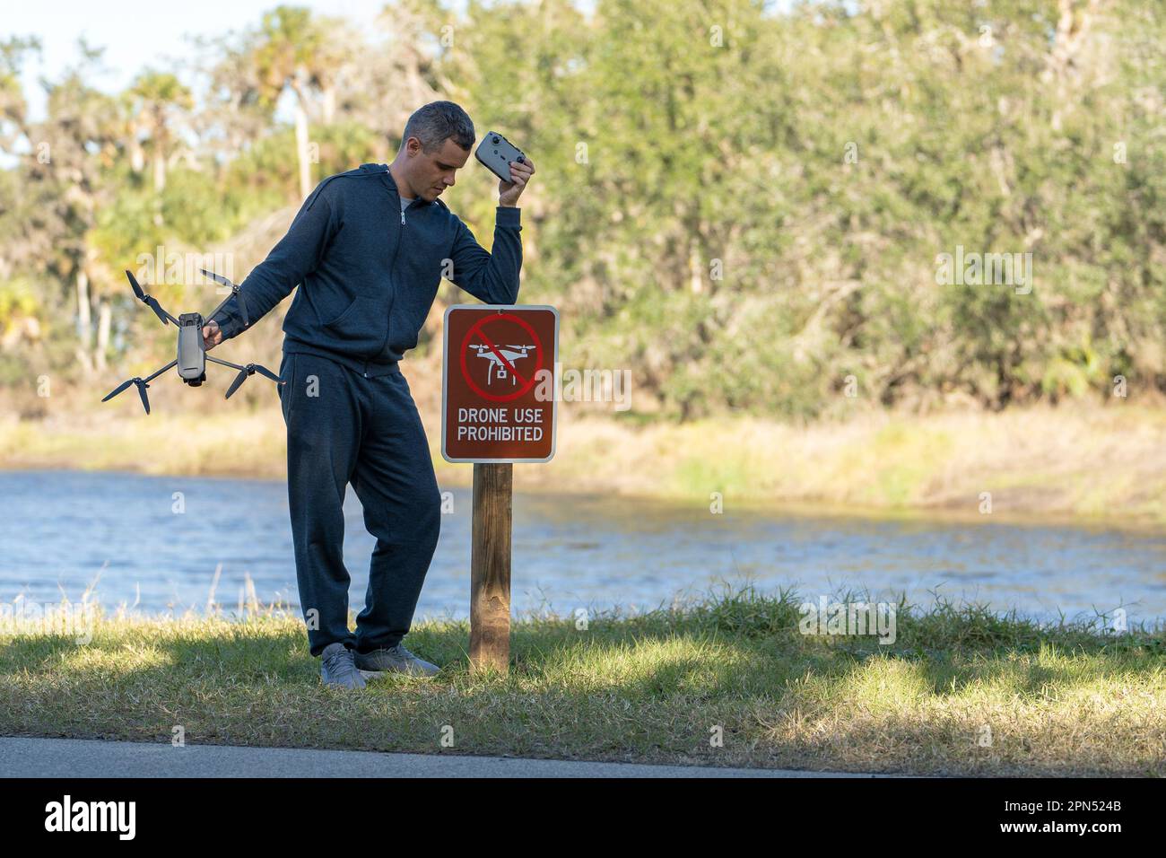 No unmanned aircraft allowed hi-res stock photography and images - Alamy