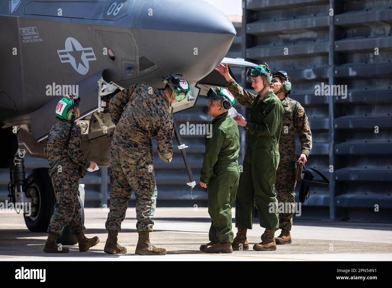 U.S. Marines with Marine Fighter Attack Squadron 242, Marine Corps Air ...