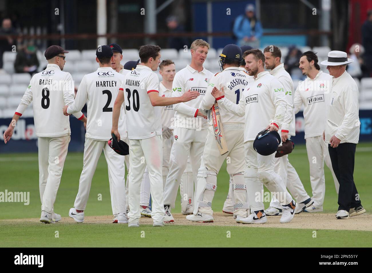 Handshakes match end hi-res stock photography and images - Alamy