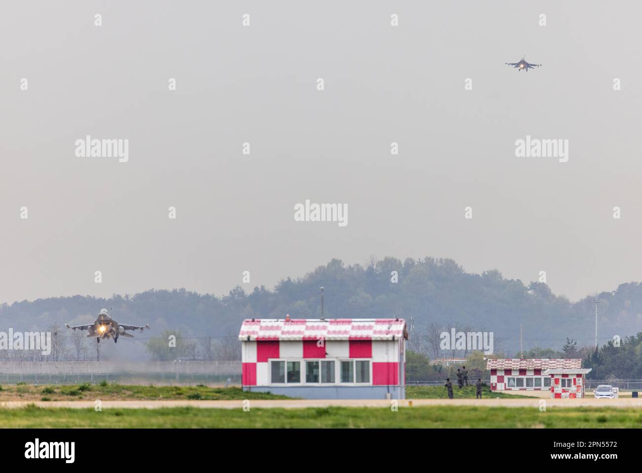 U.S. Air Force F-16 Fighting Falcon aircraft with the 8th Fighter Wing ...