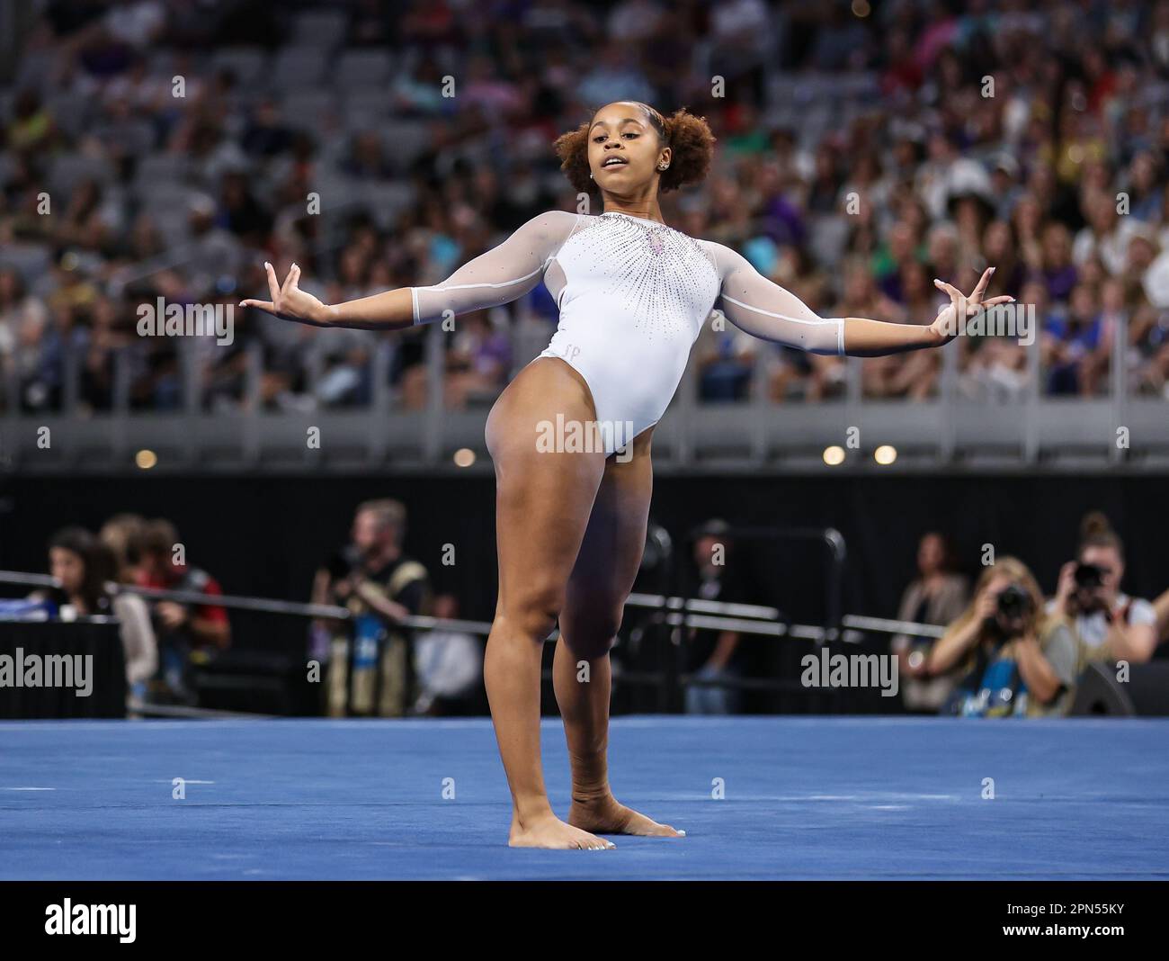 Sloane blakely floor hi-res stock photography and images - Alamy