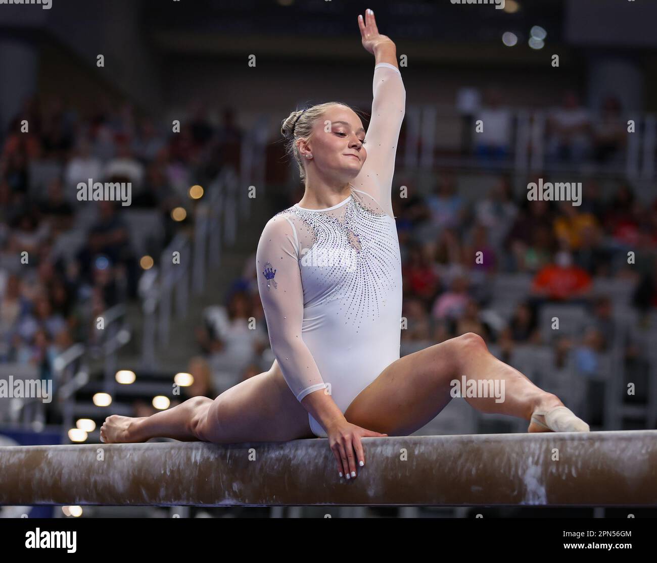 April 15, 2023: Florida's Riley McCusker begins her beam routine during ...