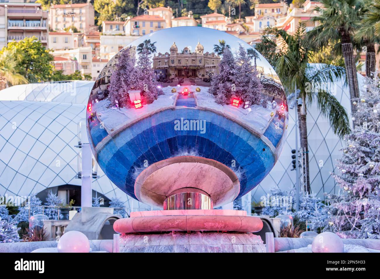 Mirror ball monaco hi-res stock photography and images - Alamy