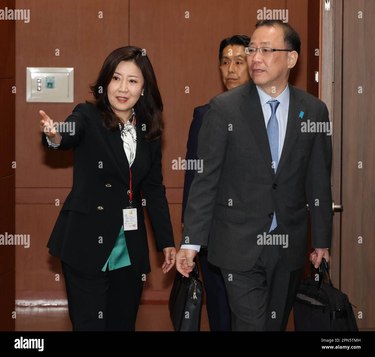 S. Korea-Japan security talks Seo Min-jung (L), director-general for ...