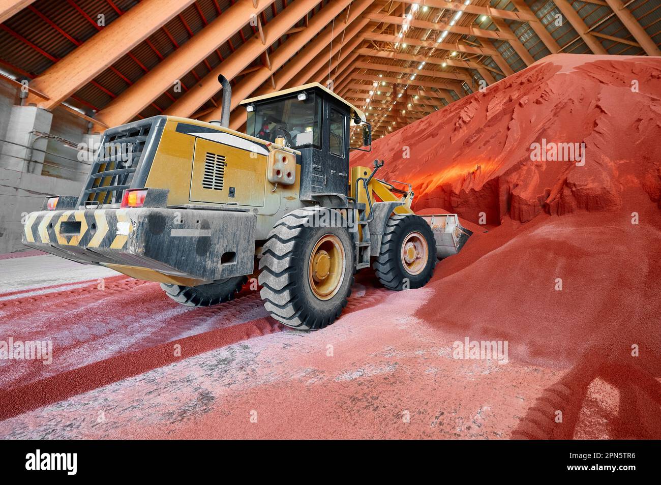 Mining truck collect hi-res stock photography and images - Alamy