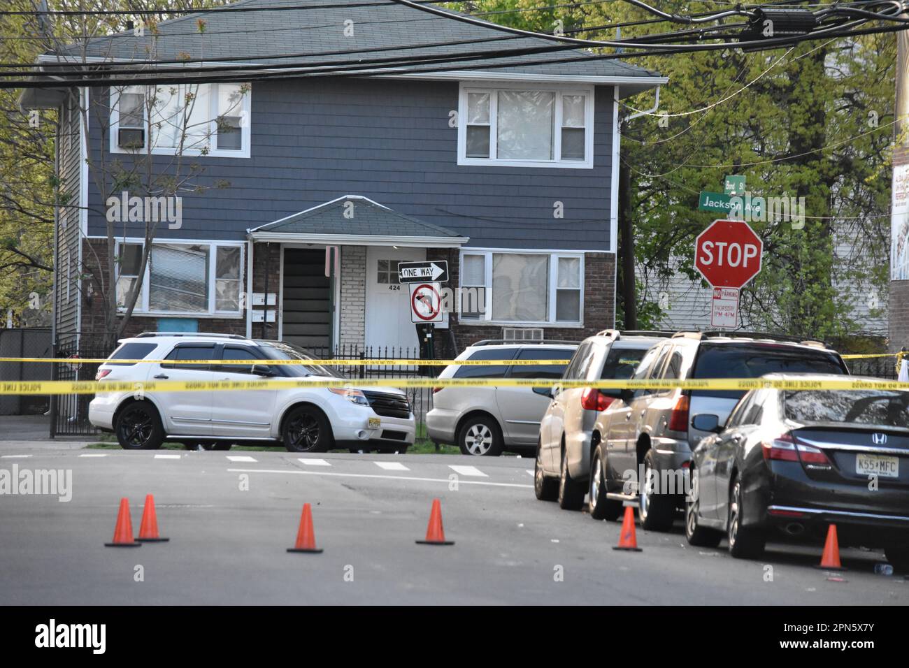 Elizabeth, United States. 16th Apr, 2023. Officers investigate the ...