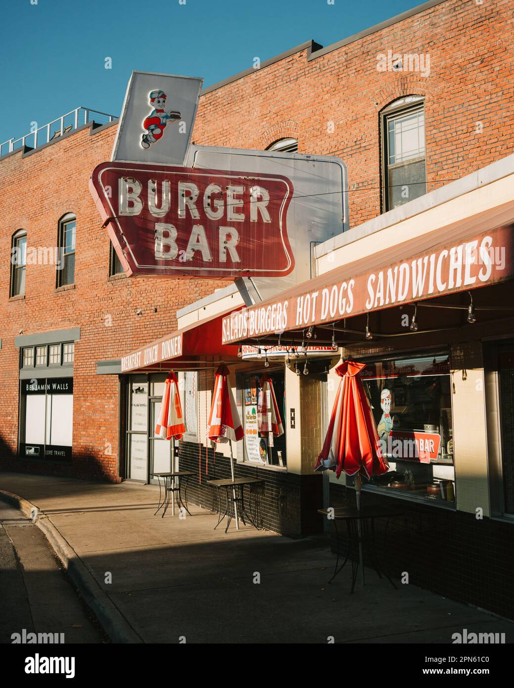 Vintage burger sign hi-res stock photography and images - Alamy