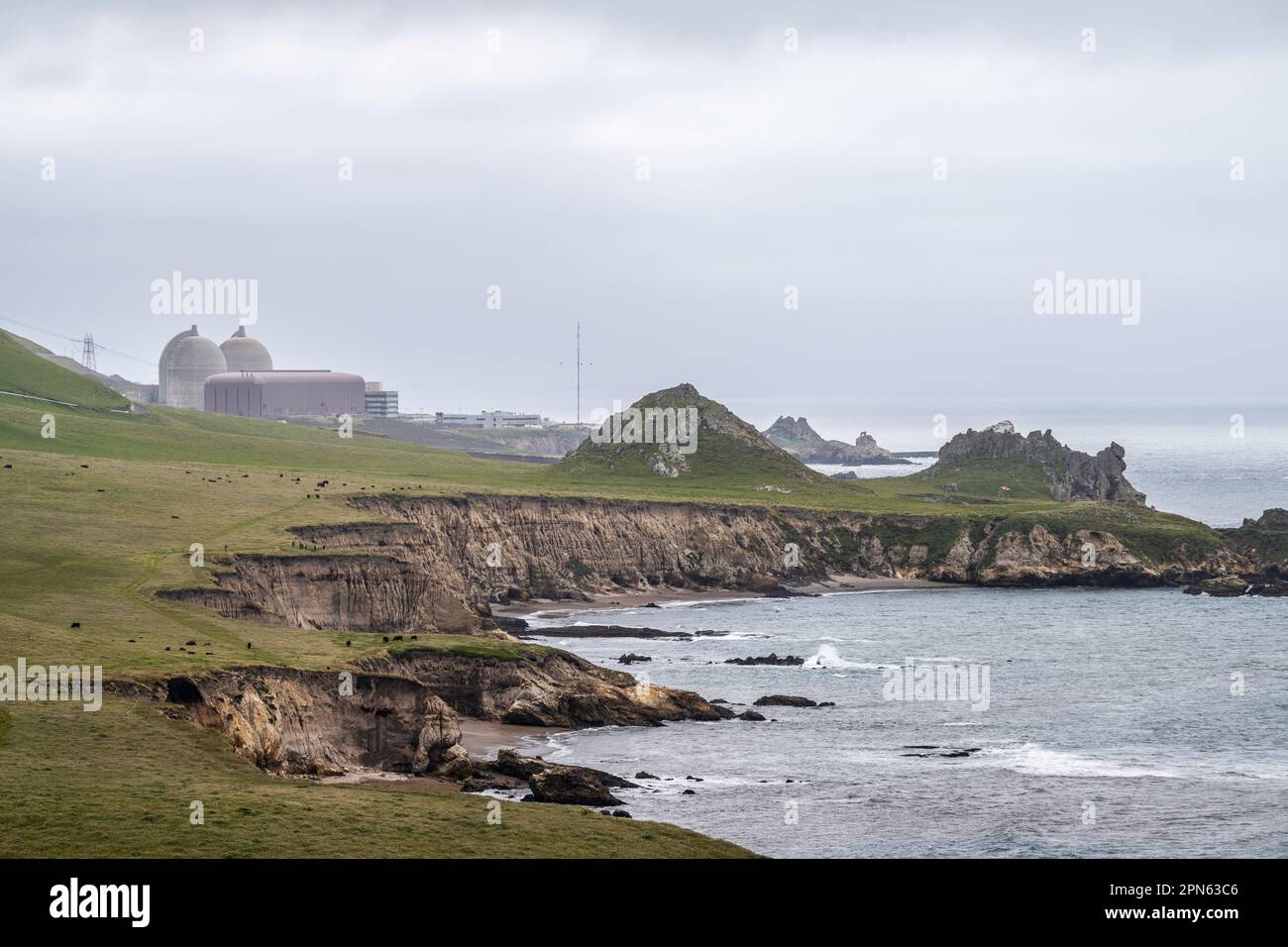 Diablo canyon nuclear power plant hi-res stock photography and images ...