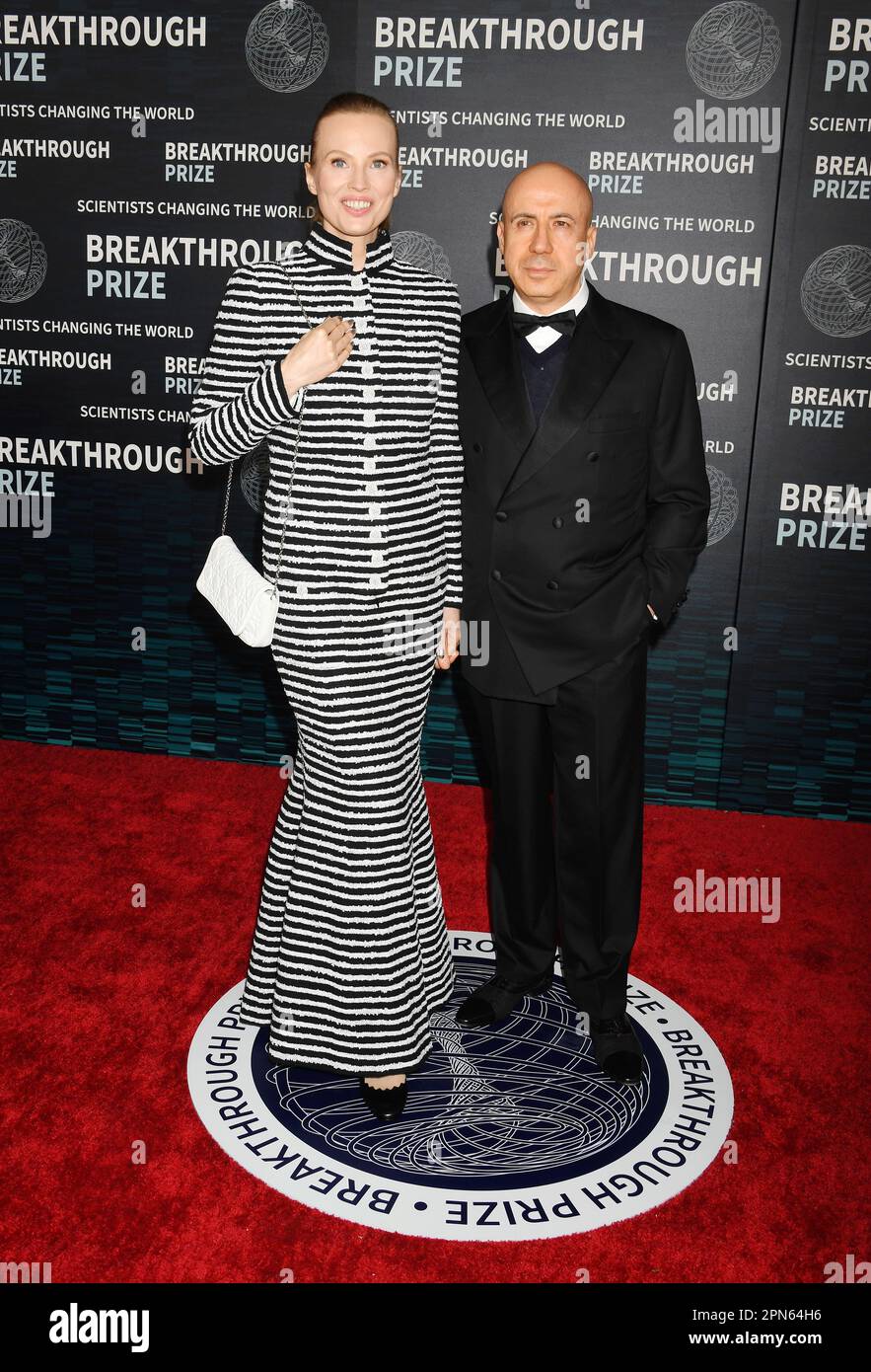 LOS ANGELES, CALIFORNIA - APRIL 15: (L-R) Julia Milner and Yuri Milner ...