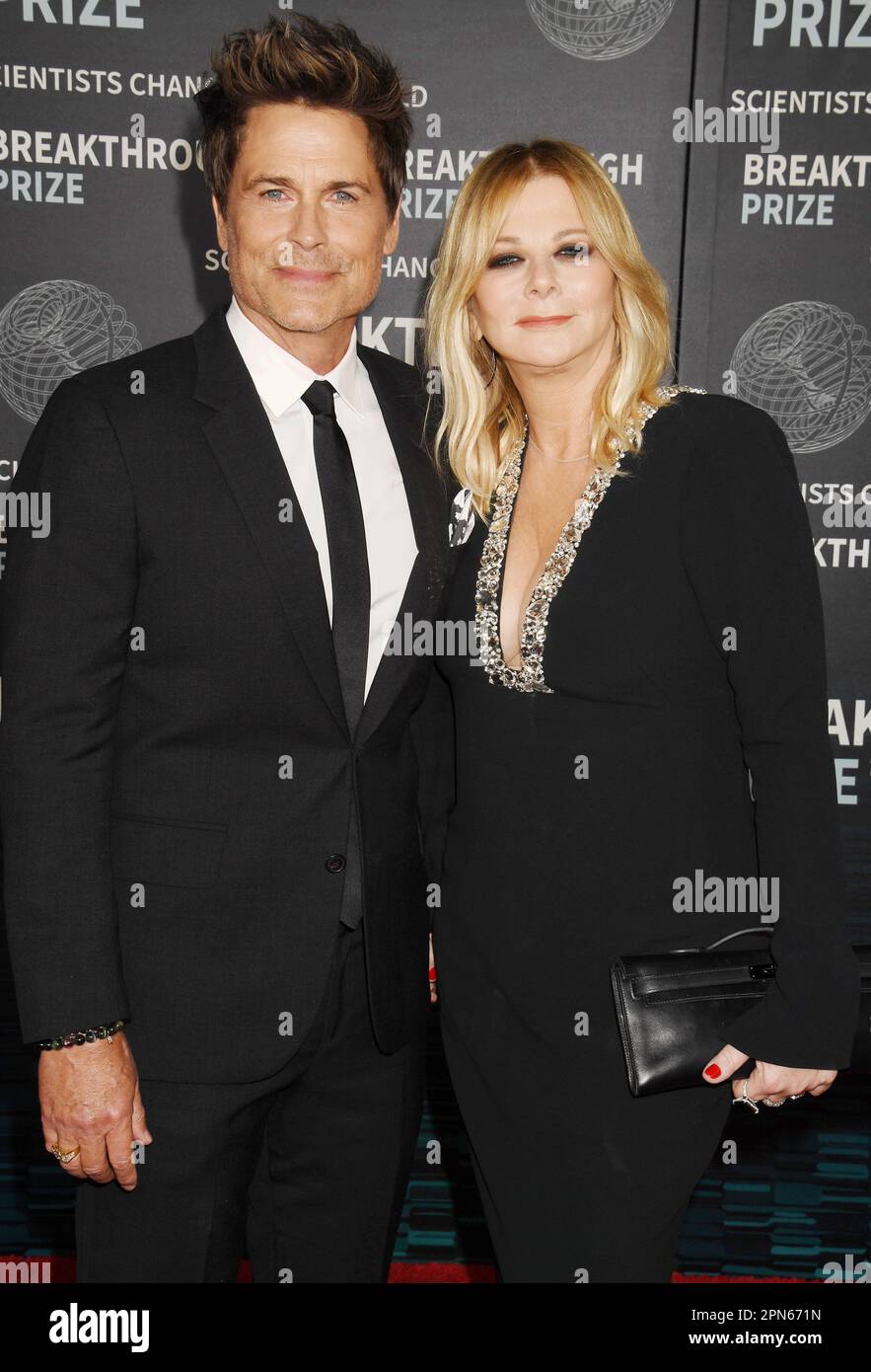 LOS ANGELES, CALIFORNIA - APRIL 15: (L-R) Rob Lowe and Sheryl Berkoff ...