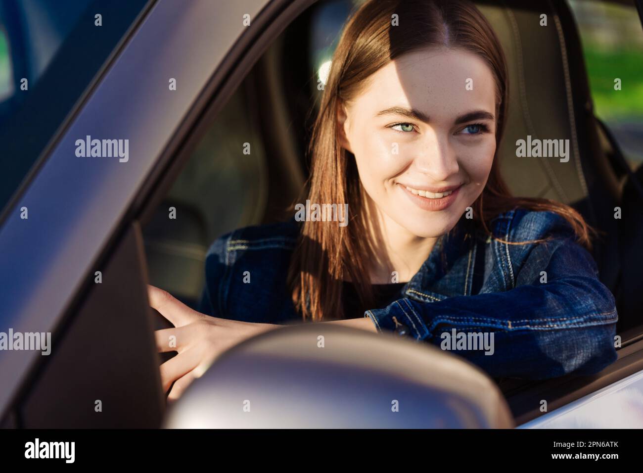 Unforgettable drive hi-res stock photography and images - Alamy